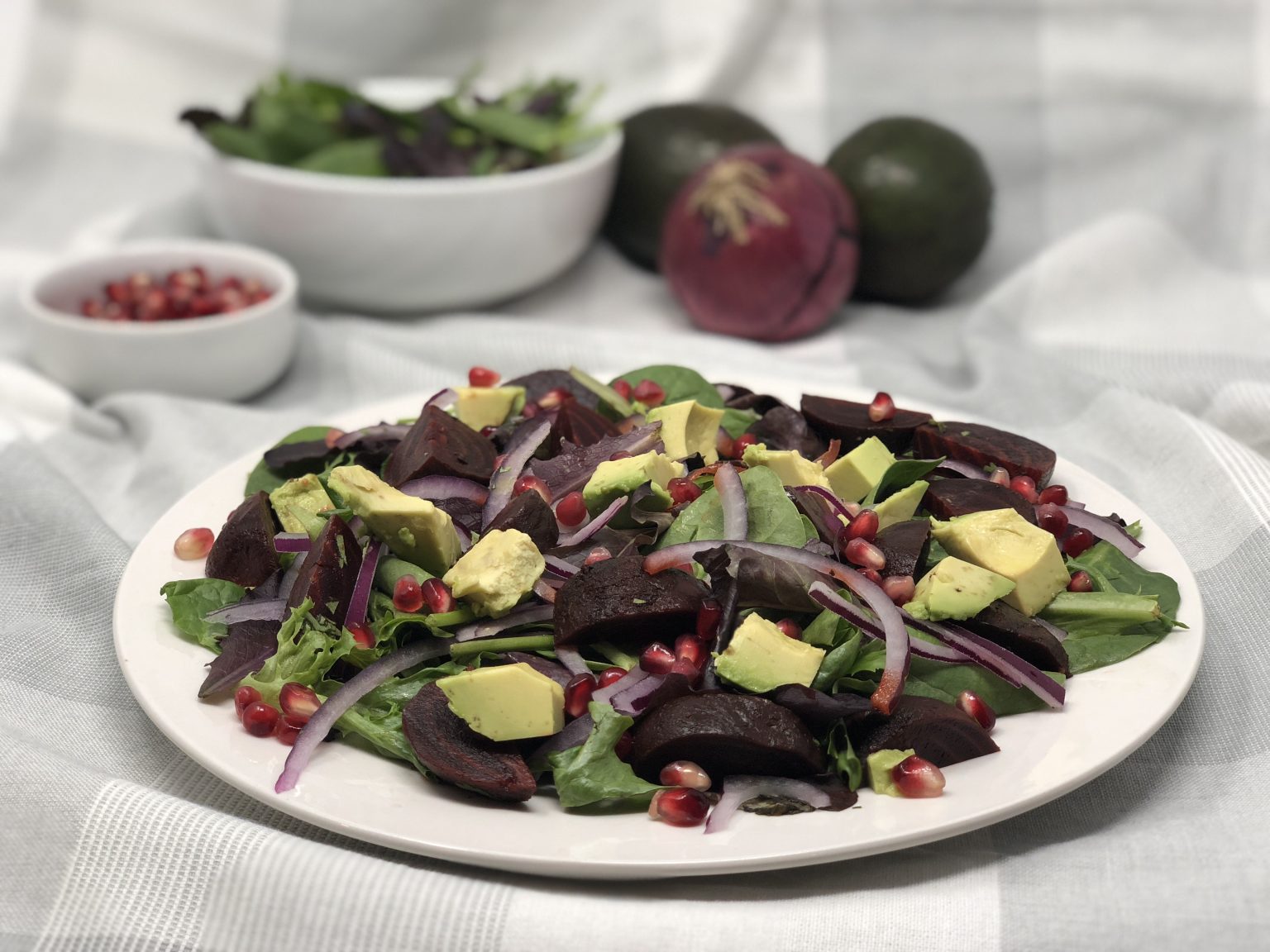 Beet and Avocado Salad – Cant Beet Plants